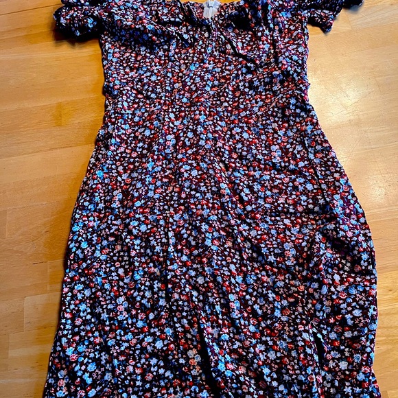 SHEIN | Dresses | Shein Small Floral Mini Dress With Ruffle Sleeves ...